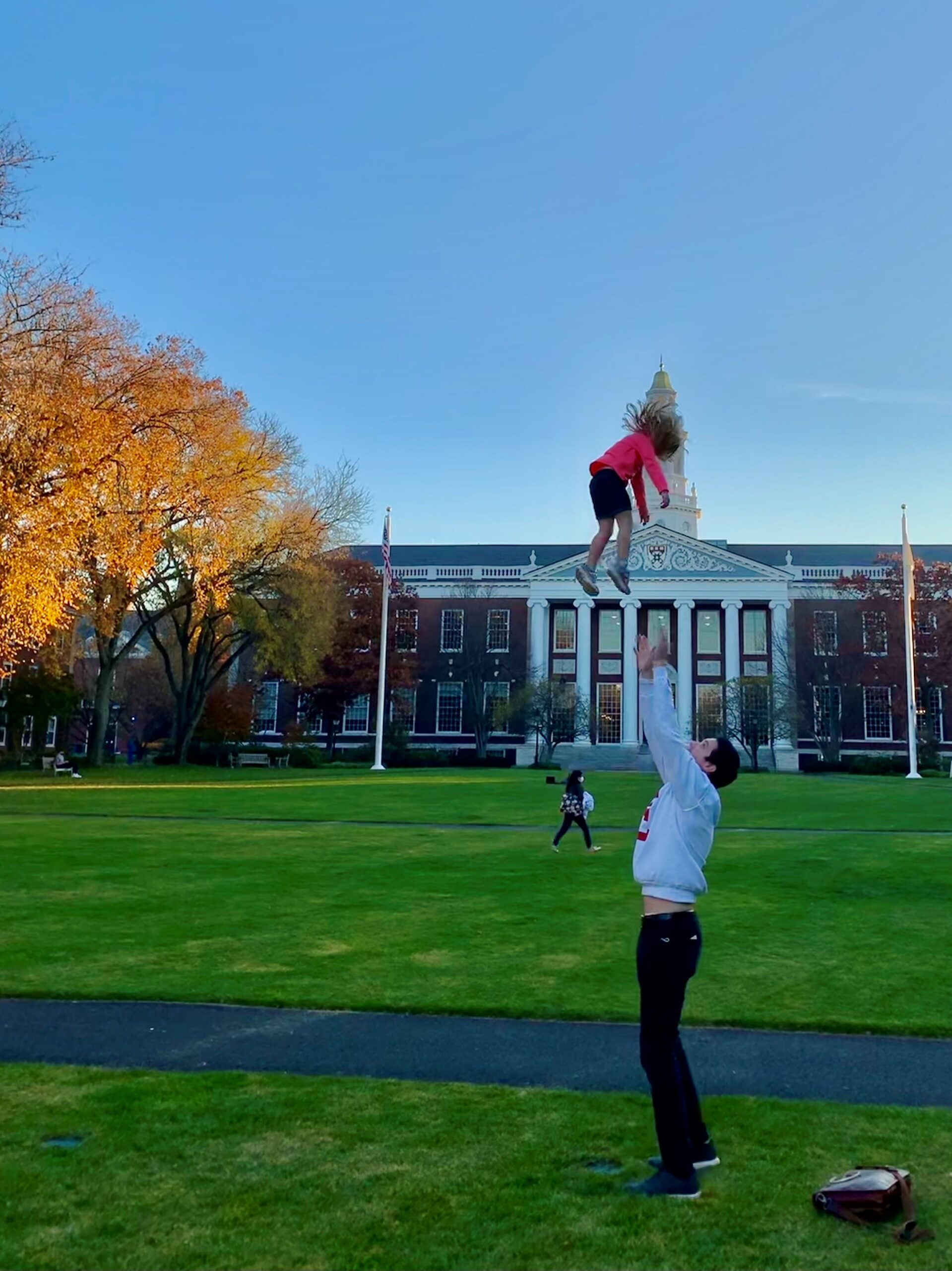 Real Humans of Bain & Co.: Casey Hubbell, HBS '22, Consultant | Clear Admit