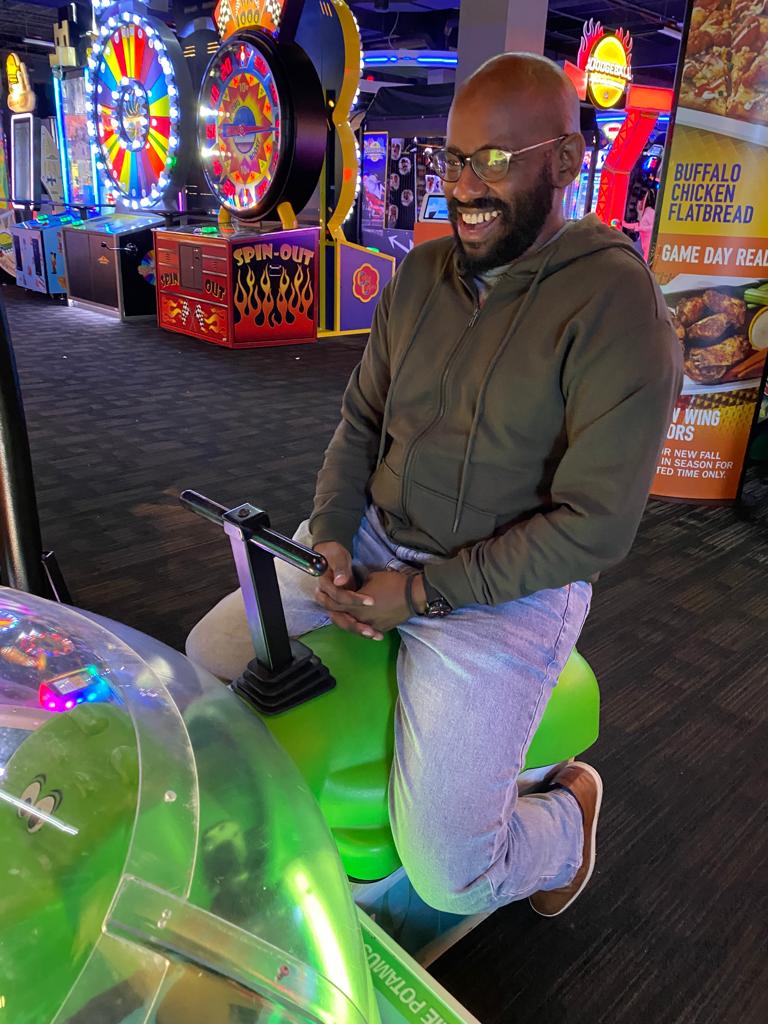Real Humans of Google: George Muchira, Rochester Simon MBA '23, Financial Analyst | Clear Admit