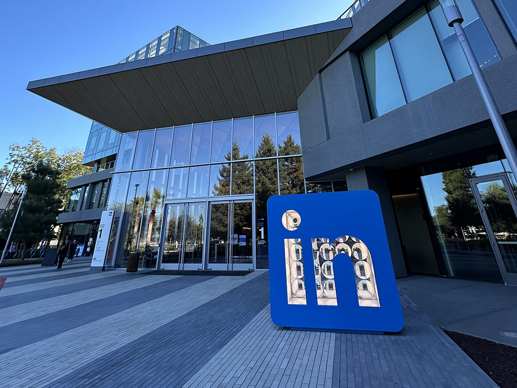 Fridays from the Frontline: MBA Tech Trek--Debunking 3 Silicon Valley ...